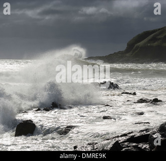 stonehaven shore waves storm surf crashing waves Stock Photo - Alamy