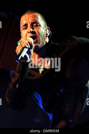 Creed frontman and lead vocalist Scott Stapp during the bands show in ...