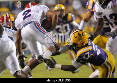 La. Tech wide receiver, #2 Lyle Fitte, carries the ball during a game ...