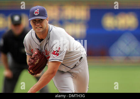Cleveland Indians starting pitcher David Huff delivers a pitch during ...