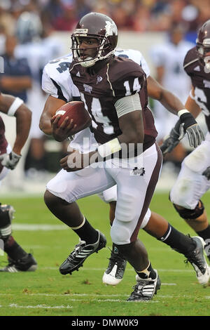 Mississippi State quarterback Chris Relf throws a pass against Jackson ...