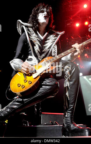 Oct. 24, 2009 - Toronto, Ontario, Canada - 02 October 2009: KISS ...