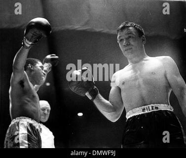 British Lightweight champion boxer Dave Charnley training at the Stock ...