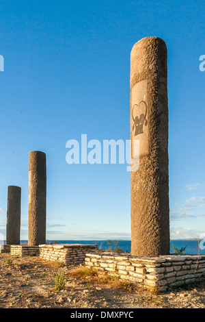 African traditional totems near the sea in madagascar Stock Photo - Alamy