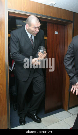 Russian heavy weight boxer Nikolai Valuev at the press conference in ...