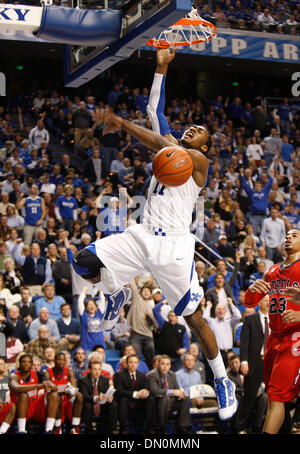 Feb. 02, 2010 - Lexington, Kentucky, USA - UK's DeMarcus Cousins ...