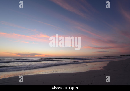 Sunset and waves Siesta Key beach, Florida Stock Photo - Alamy