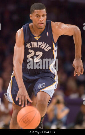 Nov 12, 2006; Los Angeles, CA, USA; Actor CAMERON MONAGHAN on the ...