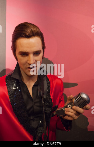 Wax Elvis Presley at Madame Tussaud s Wax Museum Las Vegas, Nevada ...