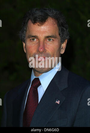 Dec. 3, 2002 - Santa Maria, CALIFORNIA, USA - MICHAEL JACKSON..ARRIVES ...