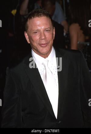 MICKEY ROURKE 2002 VANITY FAIR OSCAR PARTY MORTON'S RESTAURANT BEVERLY ...