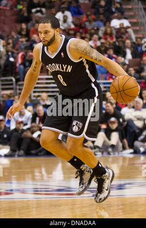 Brooklyn Nets point guard Deron Williams (8) celebrates after scoring ...