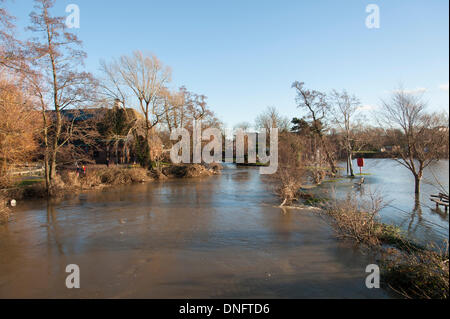 Flooding in Tonbridge, Kent, UK caused by the River Medway overflowing ...