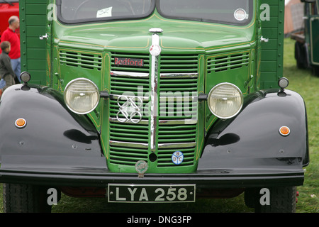 vintage classic lorry truck Stock Photo - Alamy