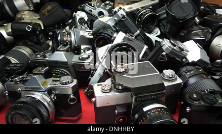 Second hand film cameras store
