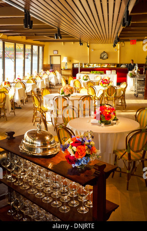 The River Cafe interior Brooklyn NY Stock Photo - Alamy