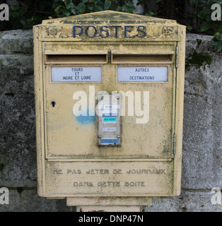 French post box Amboise France January 2014 Stock Photo - Alamy