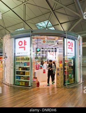 Pharmacy storefront - Seoul, South Korea Stock Photo - Alamy