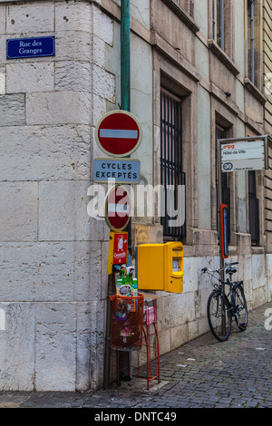 Swiss bus stop sign and mail box in Scudellate Canton Ticino ...