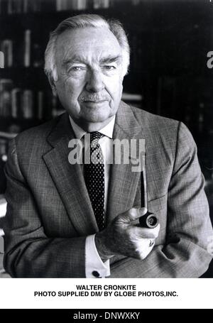 Feb. 19, 2001 - WALTER CRONKITE WITH WIFE BETTY AND DAUGHTER NANCY.Â ...