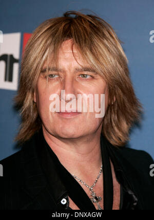 Def Leppard lead singer Joe Elliott (right) with guitarist Vivian ...