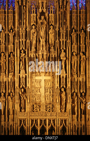 The High Altar and Reredos St Thomas Church Fifth Avenue New York NYC ...