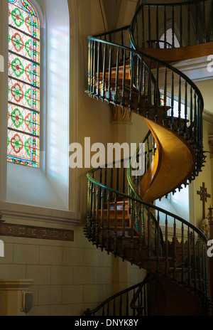 Miraculous staircase spiral of Loretto Chapel in Santa Fe New Mexico ...