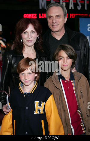 "Ice Age: The Meltdown" (Premiere) Marilu Henner, Joseph Henner ...