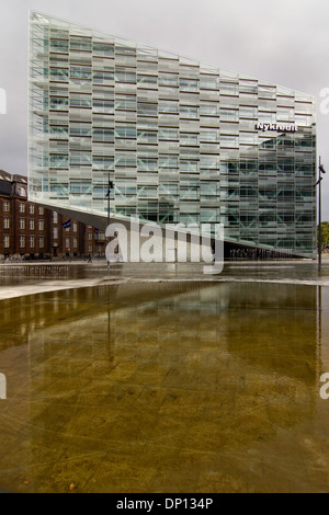 New Nykredit headquarters building called the Crystal (Krystallen) in ...