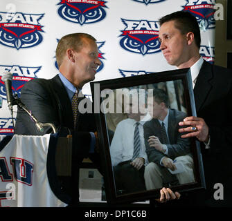 Florida Atlantic basketball coach Matt Doherty coaches his team against ...