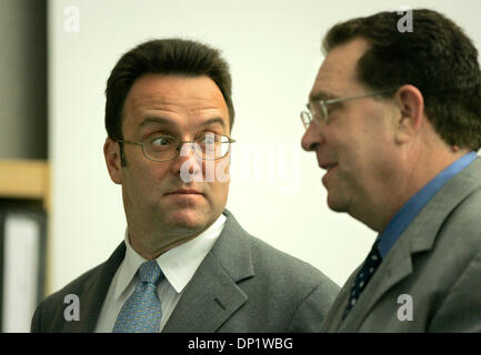 May 09, 2006; Vista, CA, USA; DAVID ZISKIN, left, sits with his lawyer ...
