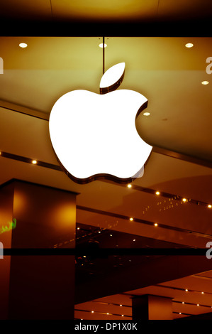 Apple store sign, logo outside the store in florence Stock Photo - Alamy