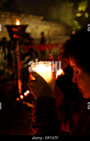 May 11, 2006; Magelang, INDONESIA; Bikshu journey from Mendhut Temple ...