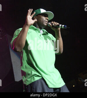 May 28, 2006; Fayetteville, NC, USA; Rap Artists 'B5' performs live at ...