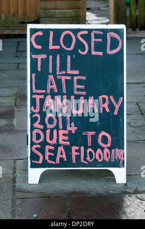 Cookie's Crab Shop, Salthouse, Norfolk, England Stock Photo - Alamy