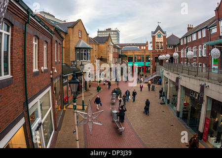 Orchard Square retail shopping area in Sheffield Stock Photo - Alamy