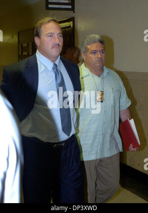 Jul 19, 2006; Bronx, NY, USA; PETER DITOMMASO exits Bronx Supreme Court ...
