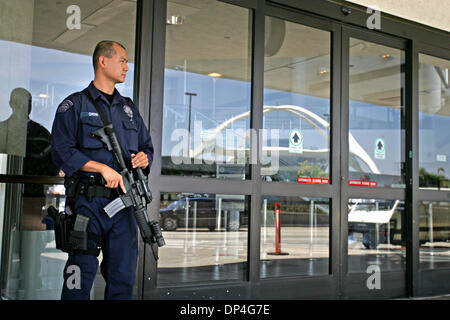 Aug 11, 2006; Los Angeles, CA, USA; A Los Angeles Airport Police ...