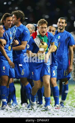 FRANCESCO TOTTI ITALY V FRANCE OLYMPIASTADION BERLIN GERMANY 09 July ...