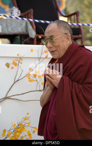 Sep 17, 2006; Red Feather Lakes, CO, USA; The audience is connected for ...