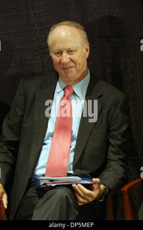 Sep 19, 2006; Greensboro, NC, USA; DAVID GERGAN speaks at the Elon ...