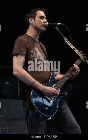 Oct 03, 2006; Raleigh, NC, USA; BREAKING BENJAMIN performs live as ...