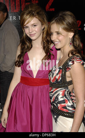 Amber Tamblyn & Sarah Michelle Gellar attend 'The Grudge 2' Premiere in ...