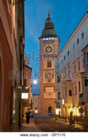 Enns Hauptplatz (main square), Stadtturm (belfry) Austria Stock Photo ...