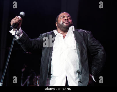 Nov 10, 2006; Raleigh, North Carolina, USA; Singer GERALD LEVERT the R ...