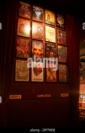 THE FILLMORE AUDITORIUM San Francisco on closing night in 1968 Stock ...