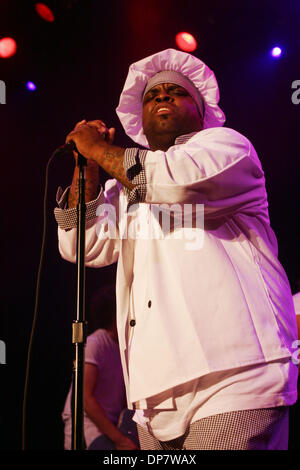 Jul 19, 2006; San Francisco, CA, USA; 'Gnarls Barkley' performing at ...