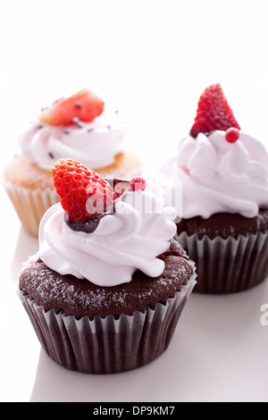 Chocolate strawberry cupcakes Stock Photo - Alamy