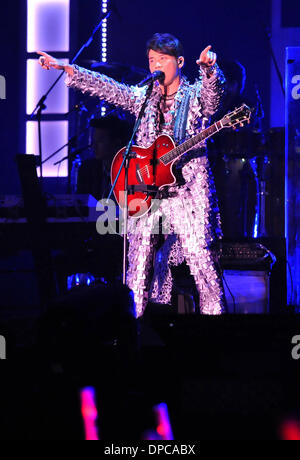 Taipei, China's Taiwan. 12th Jan, 2014. Singer David Zee Tao performs ...
