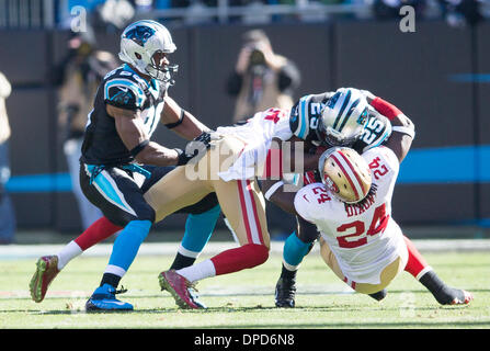 Carolina Panthers' Kenjon Barner (25) talks with Steve Smith (89) on ...